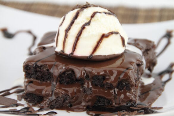 30 Easy Baking Recipes To Try Tonight - Insanely Good