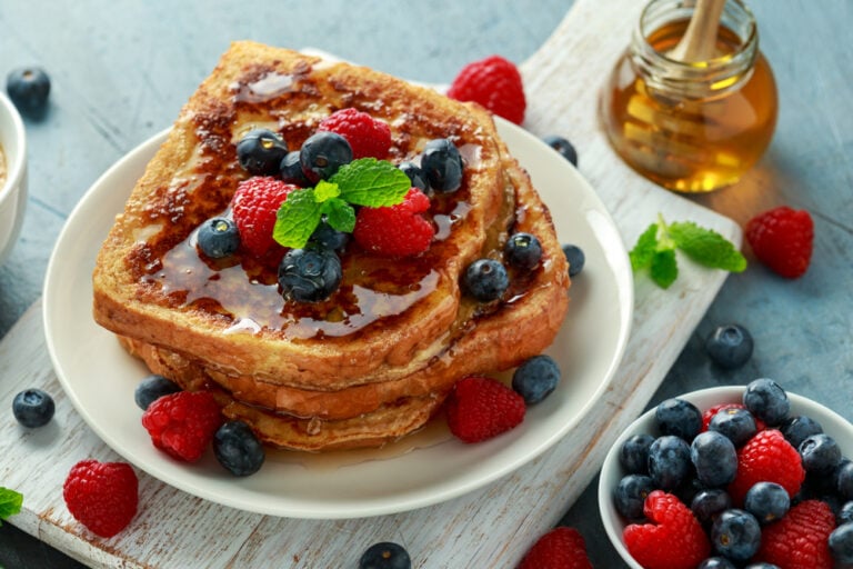 14 French Toast Toppings - Insanely Good