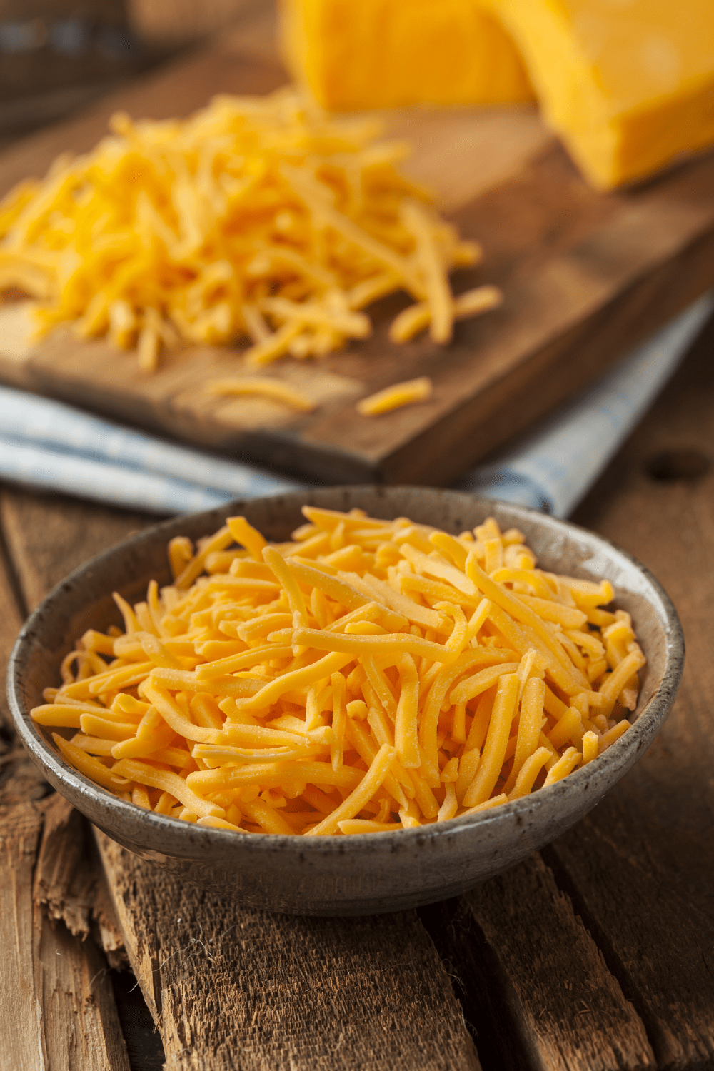 25 Chili Toppings For Your Chili Bar - Insanely Good