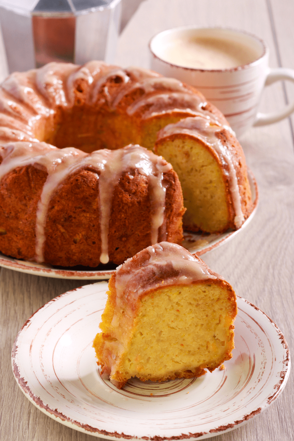 Root Beer Float Cake - Insanely Good
