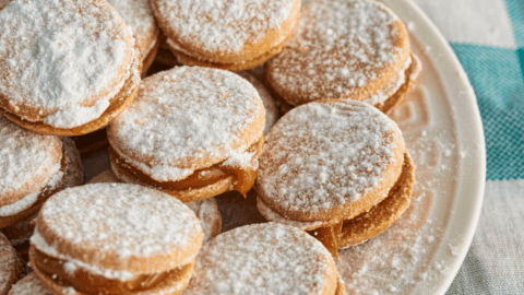 16 Easy Peruvian Desserts to Try at Home - Insanely Good