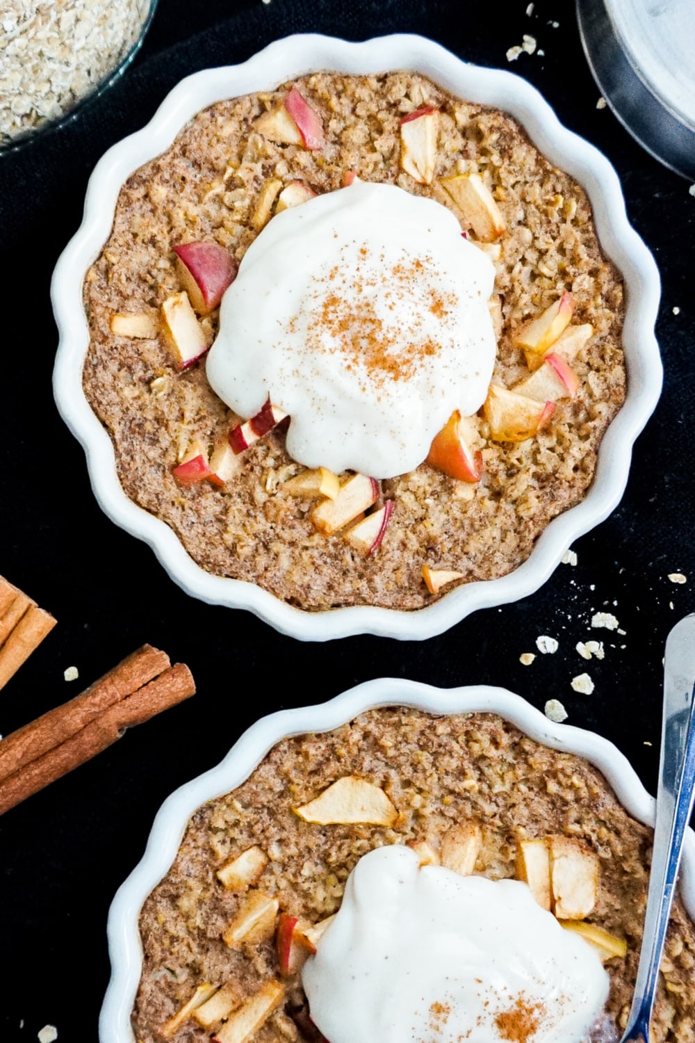 30 Best Oatmeal Toppings - Insanely Good