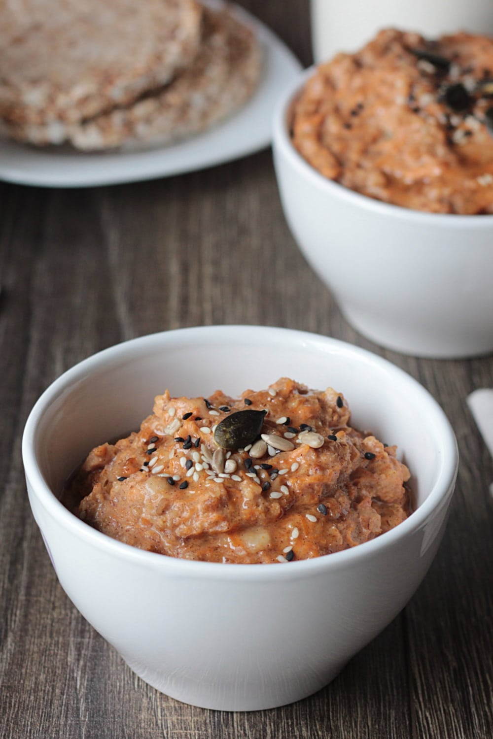 30 Best Oatmeal Toppings - Insanely Good