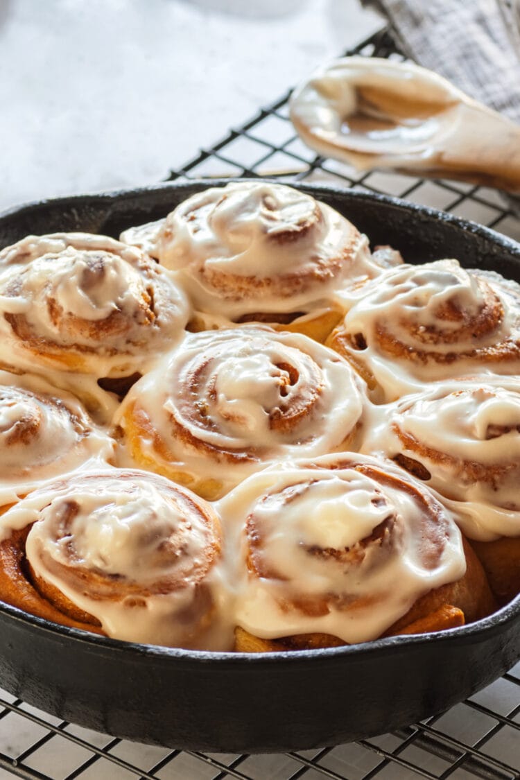 30 Easy Graduation Desserts - Insanely Good