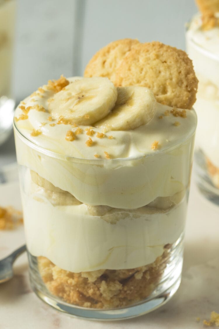 30 Easy Graduation Desserts - Insanely Good