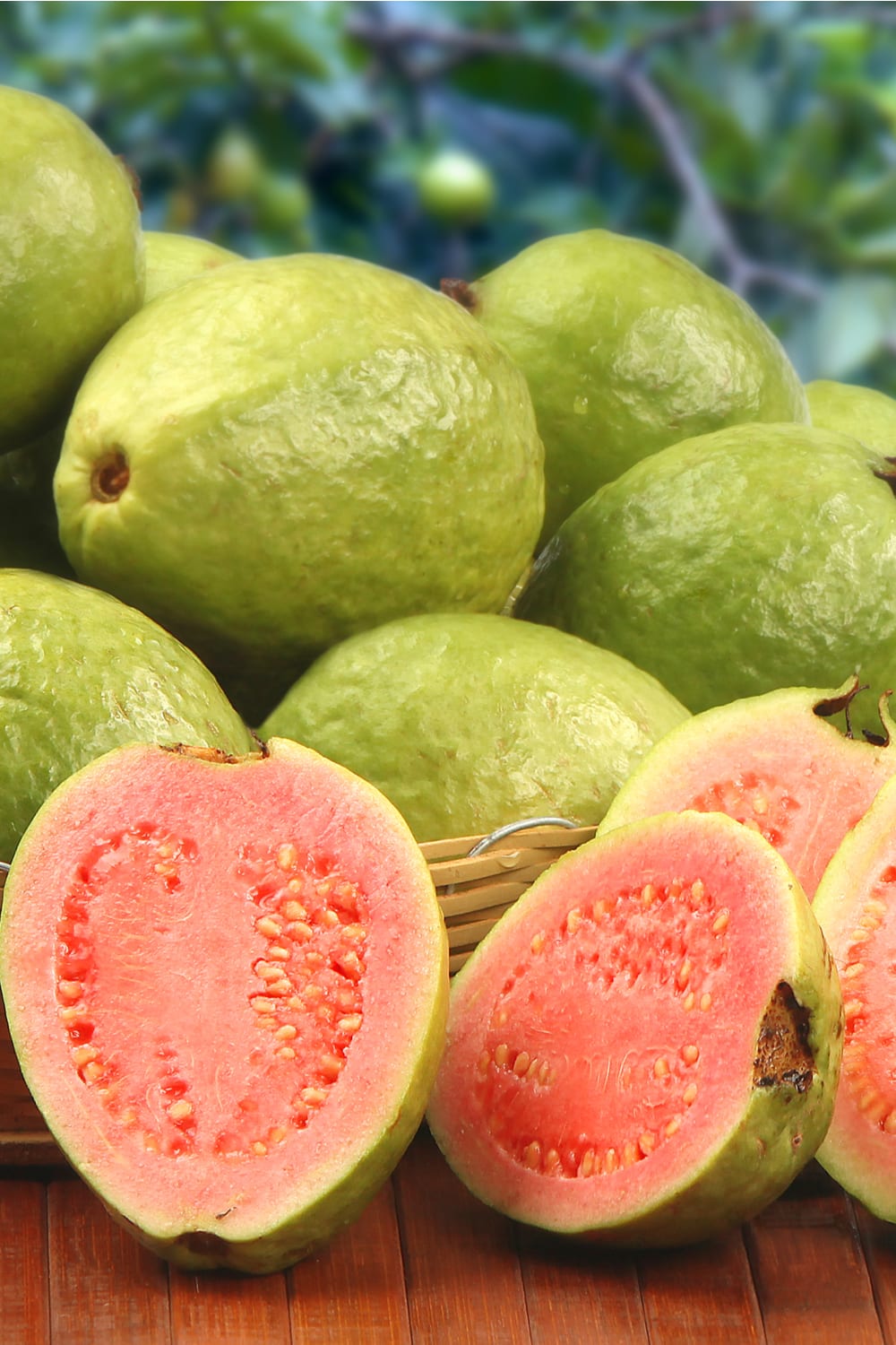 33 Best Green Fruits and How to Eat Them - Insanely Good