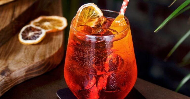 10 Traditional German Cocktails - Insanely Good