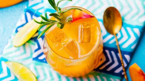 20 Best Peach Cocktails - Insanely Good