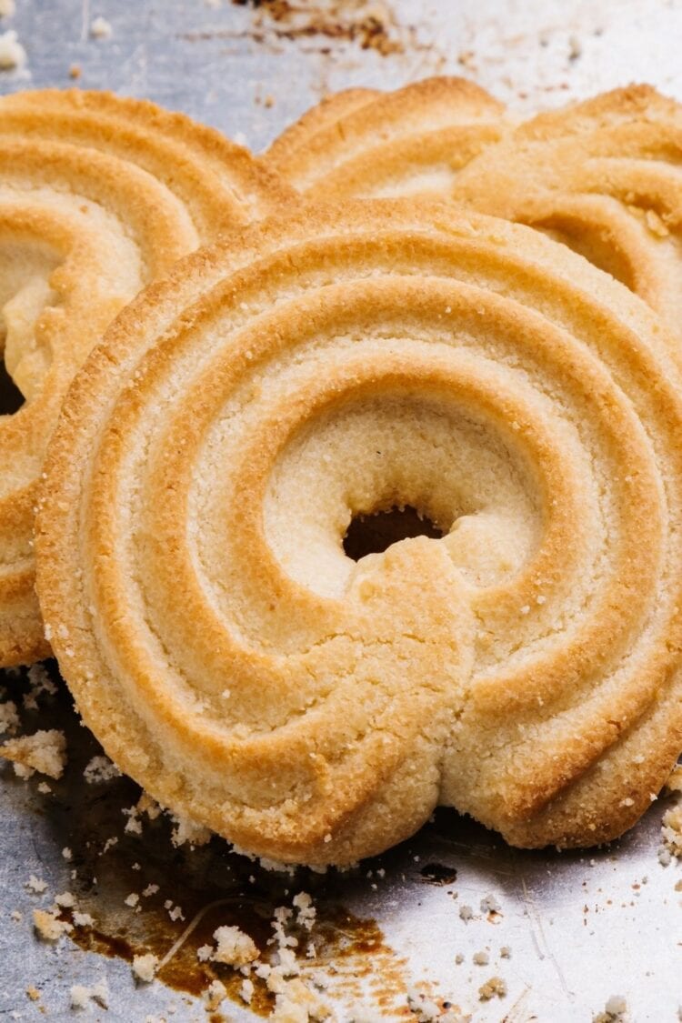 10 Traditional Danish Christmas Cookies - Insanely Good