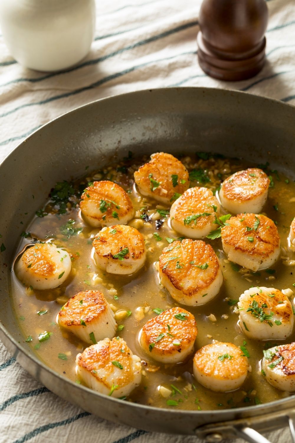 27 Easy Scallop Recipes for Seafood Lovers - Insanely Good