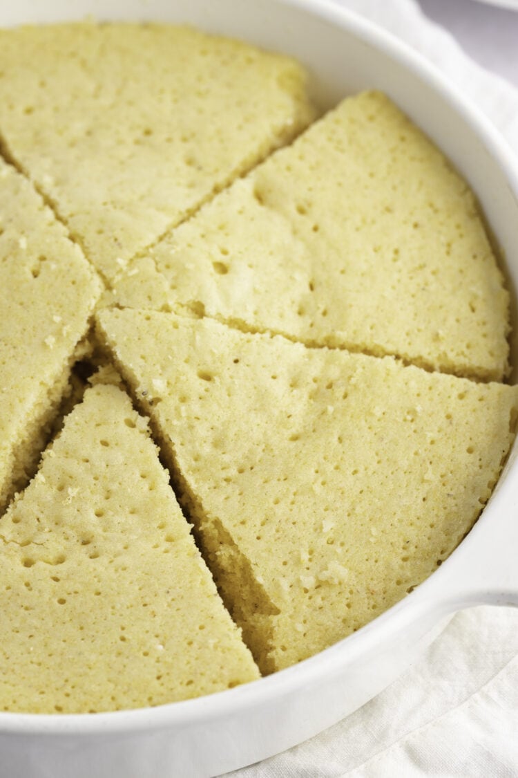Microwave Cornbread (5-Minute Recipe) - Insanely Good