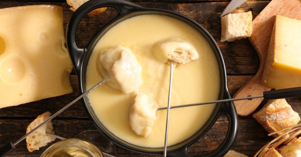 Best Cheese for Fondue (7 Different Types) - Insanely Good