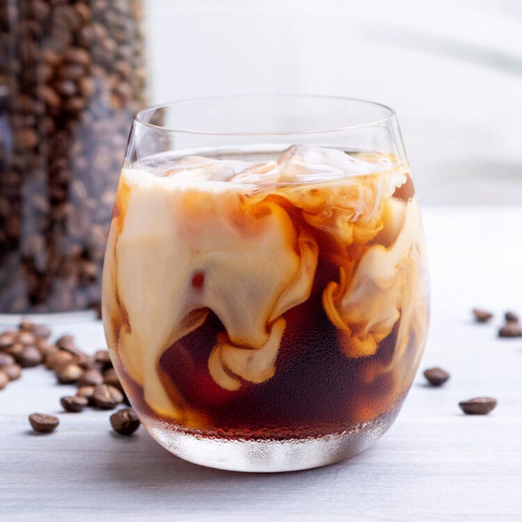 17 Healthy Starbucks Drinks To Try Today - Insanely Good