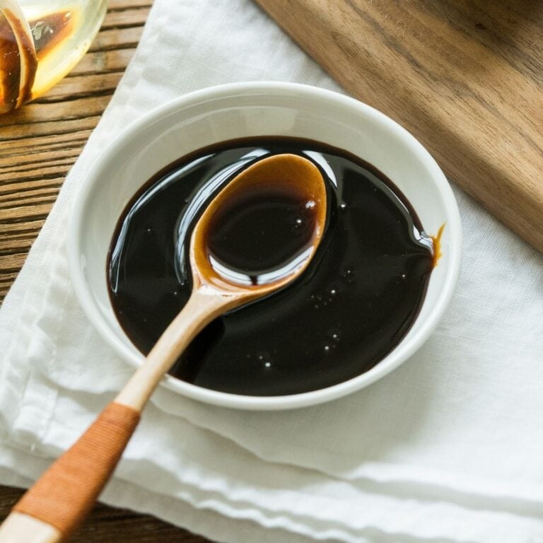 10 Honey Substitutes You Should Try ASAP - Insanely Good