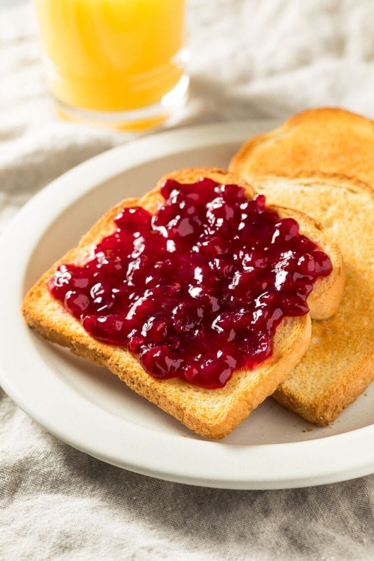 33 Homemade Jam Recipes We Can't Get Enough Of - Insanely Good