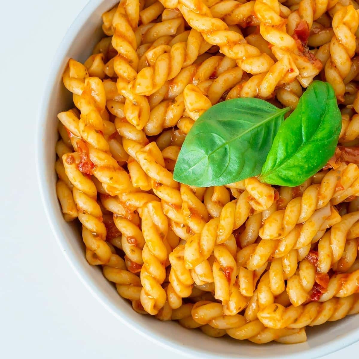 30 Different Types of Pasta (+ Best Uses) - Insanely Good