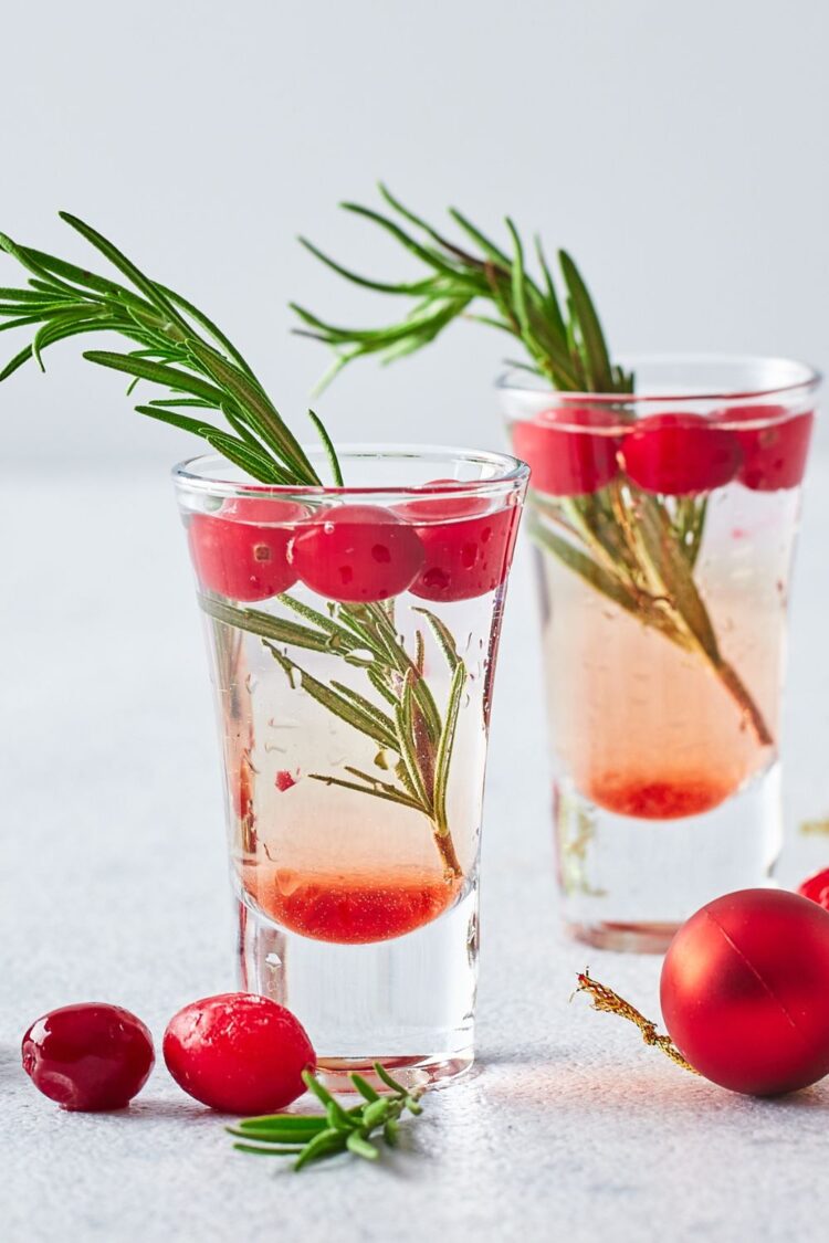 7 Popular Gin Shots to Kick Off Happy Hour - Insanely Good