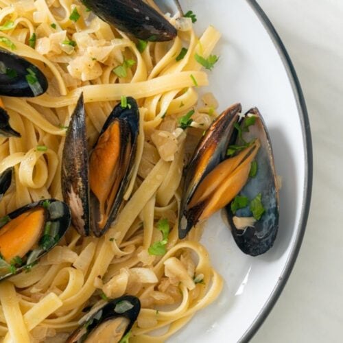 30 Different Types of Pasta (+ Best Uses) - Insanely Good