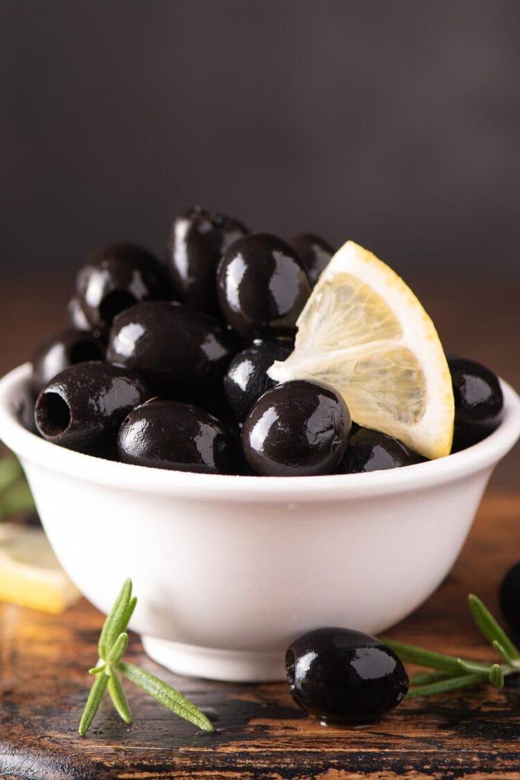 25 Naturally Black Foods That Intrigue Us - Insanely Good