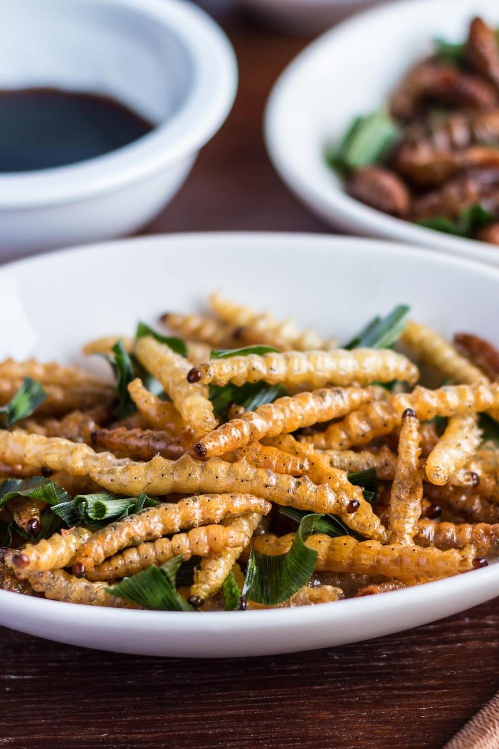 17 Best Thai Street Foods and Local Dishes - Insanely Good