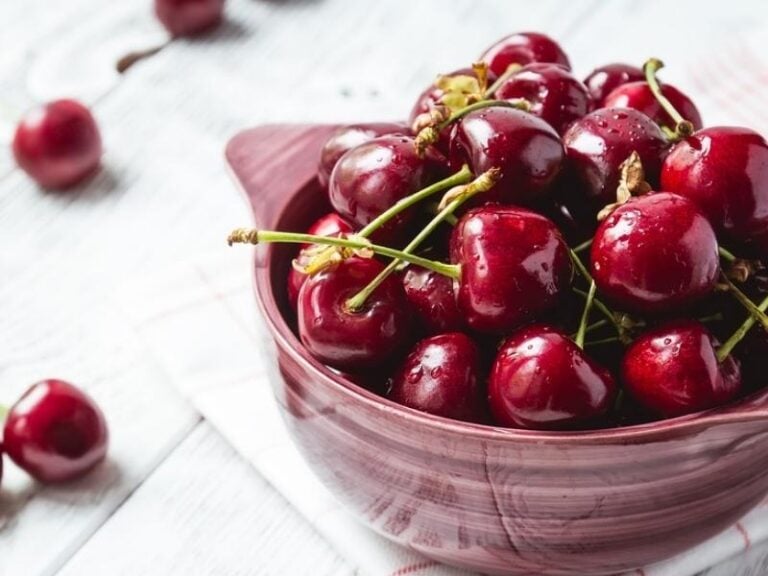 25 Different Types of Cherries (+ Tasty Varieties) - Insanely Good