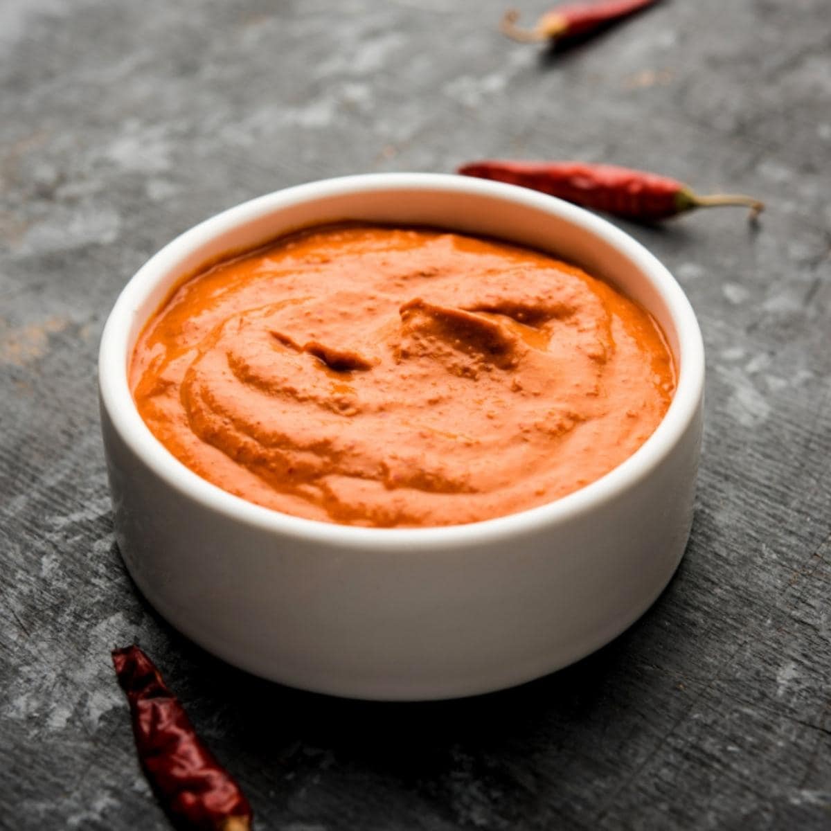 13 Sriracha Substitutes (10+ Alternatives Ranked) - Insanely Good