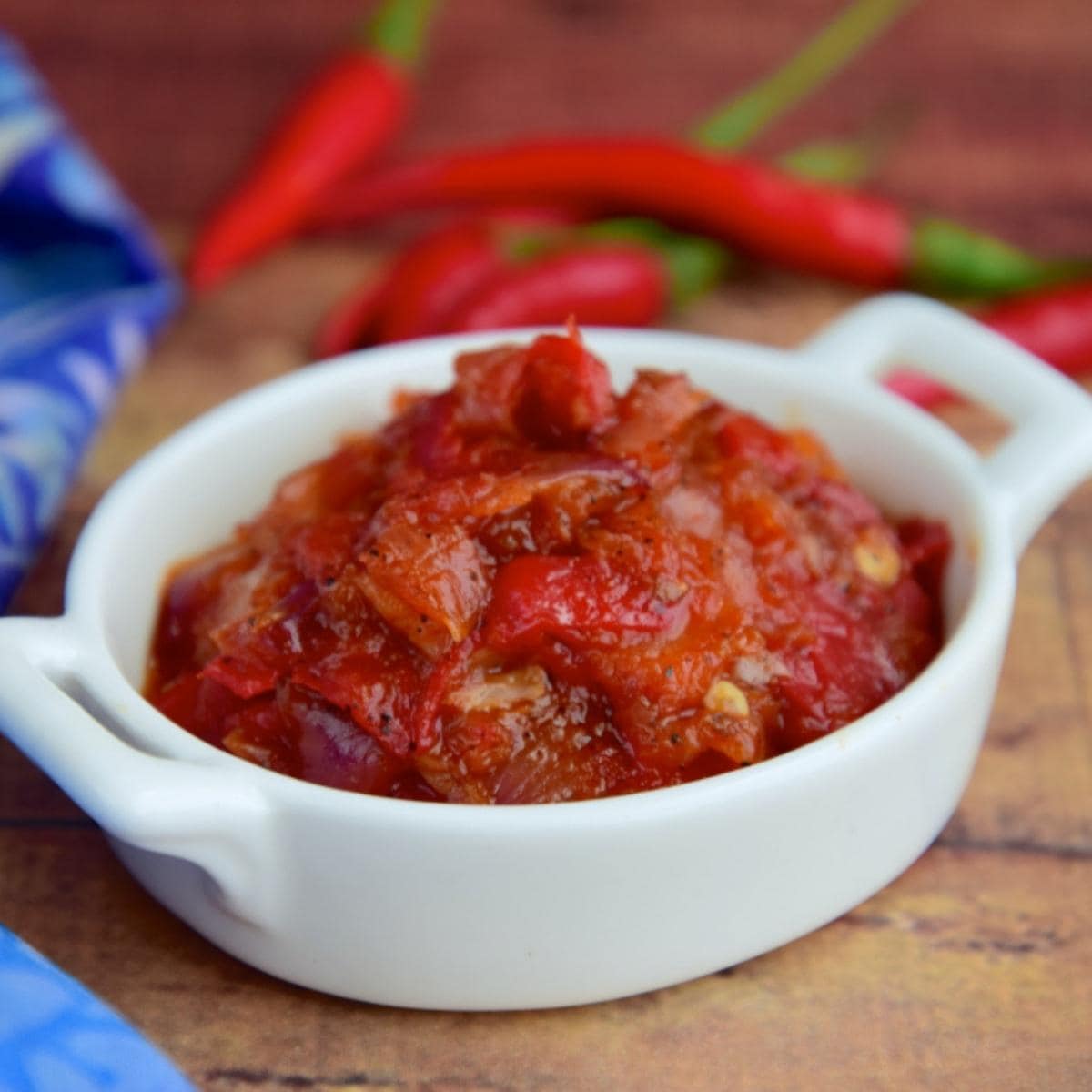 8 Gochujang Substitutes (+ Korean Chili Paste Replacements) - Insanely Good