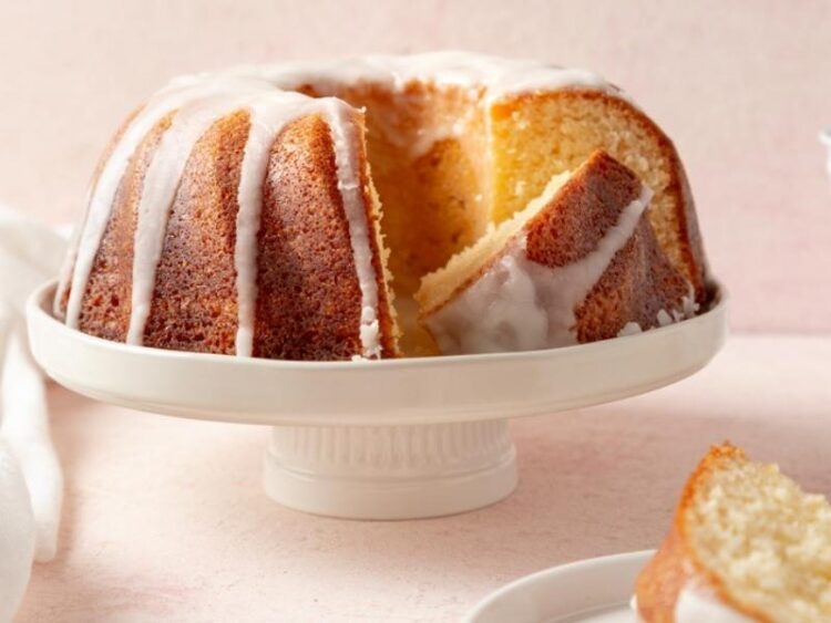 30 Best Types of Cake (+ Different Varieties) - Insanely Good