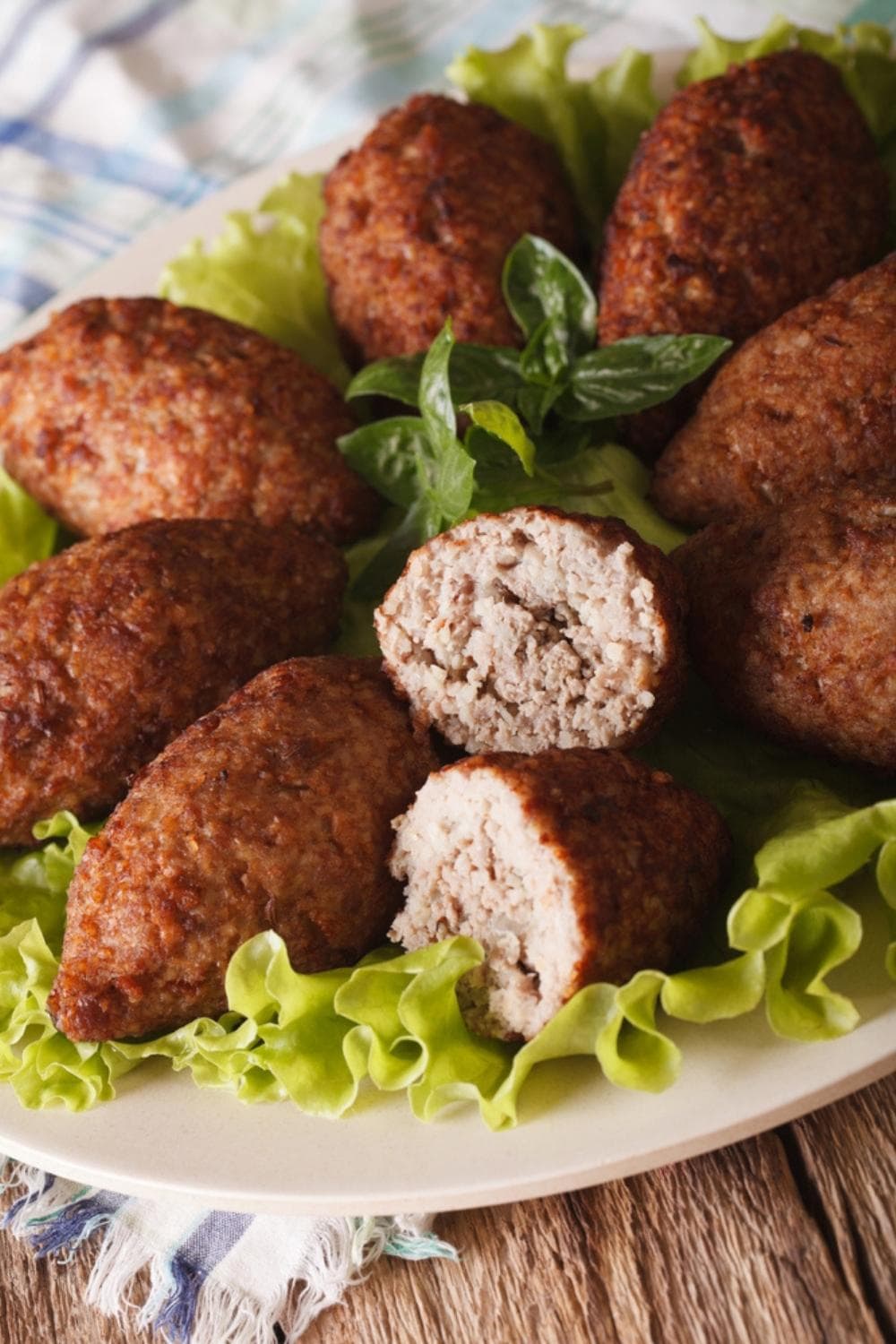 27 Most Popular Greek Street Foods to Try - Insanely Good