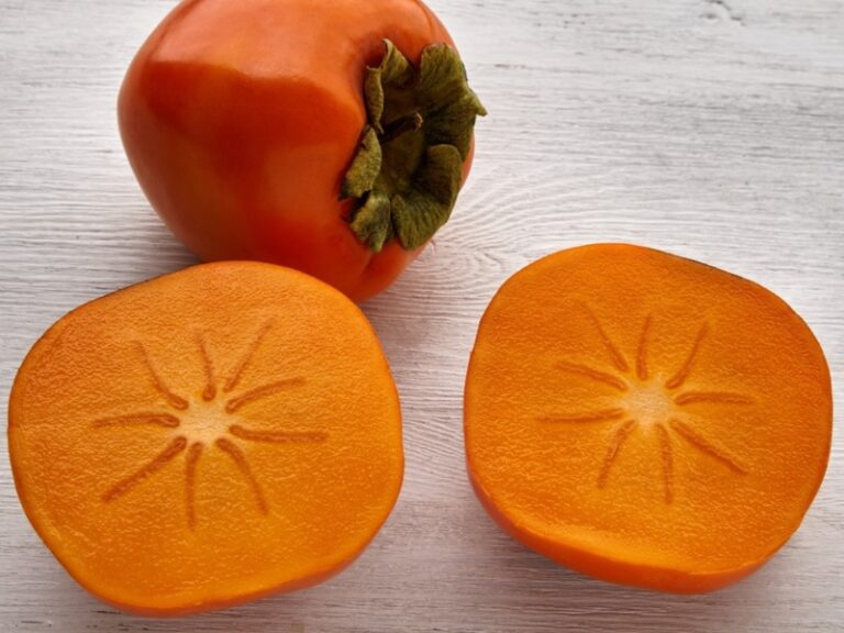 17 Types of Persimmons (Different Varieties) - Insanely Good