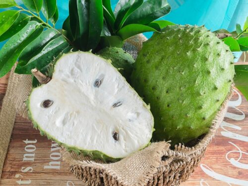 25 Different White Fruits to Try Today - Insanely Good