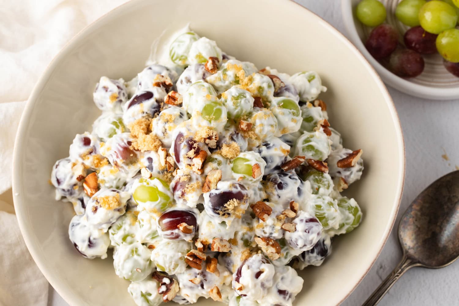 Creamy Grape Salad Recipe - Insanely Good