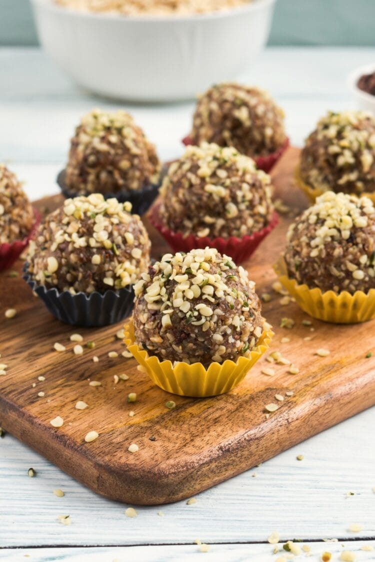 23 No-Bake Protein Ball Recipes to Try Today - Insanely Good