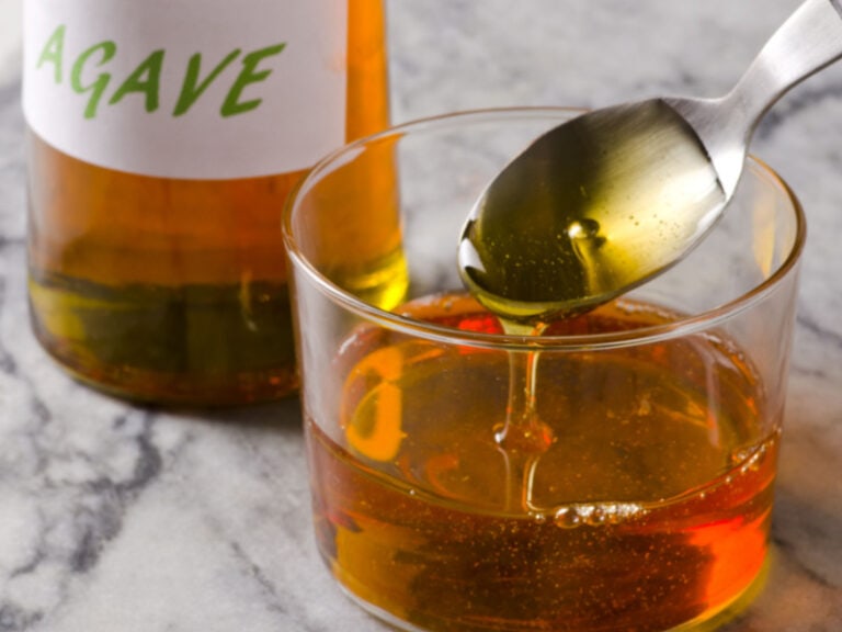 7 Best Substitutes for Golden Syrup - Insanely Good