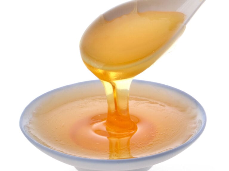 7 Best Substitutes for Golden Syrup - Insanely Good