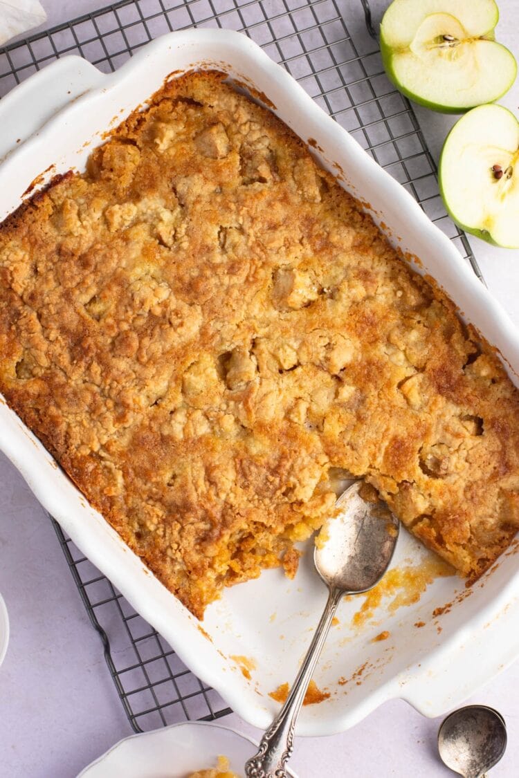 Easy Apple Dump Cake Recipe - Insanely Good