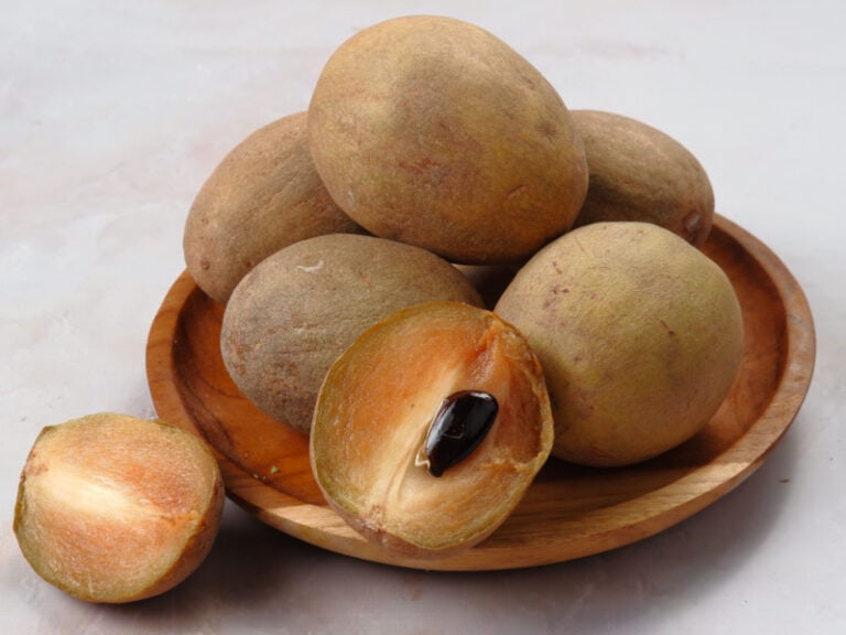 25 Best Filipino Fruits to Try Today - Insanely Good