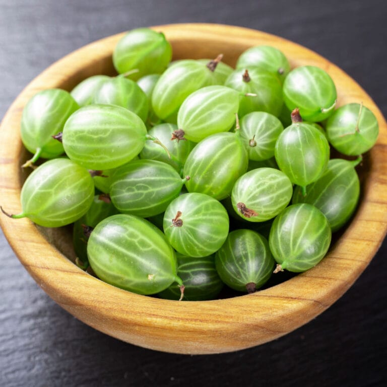 What are Gooseberries? (+ Health Benefits) - Insanely Good