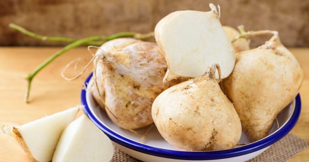 13 Types of Red Vegetables (+ Health Benefits) - Insanely Good