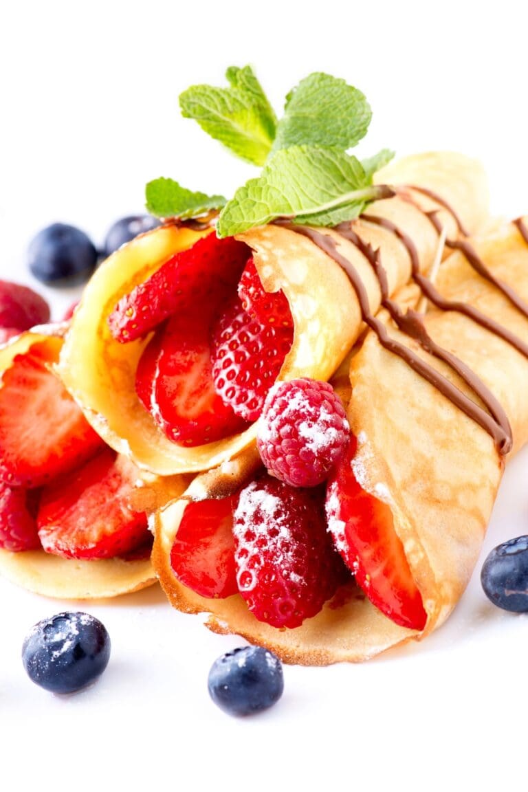 20 Best Dessert Crêpes (Recipes & Ideas) - Insanely Good