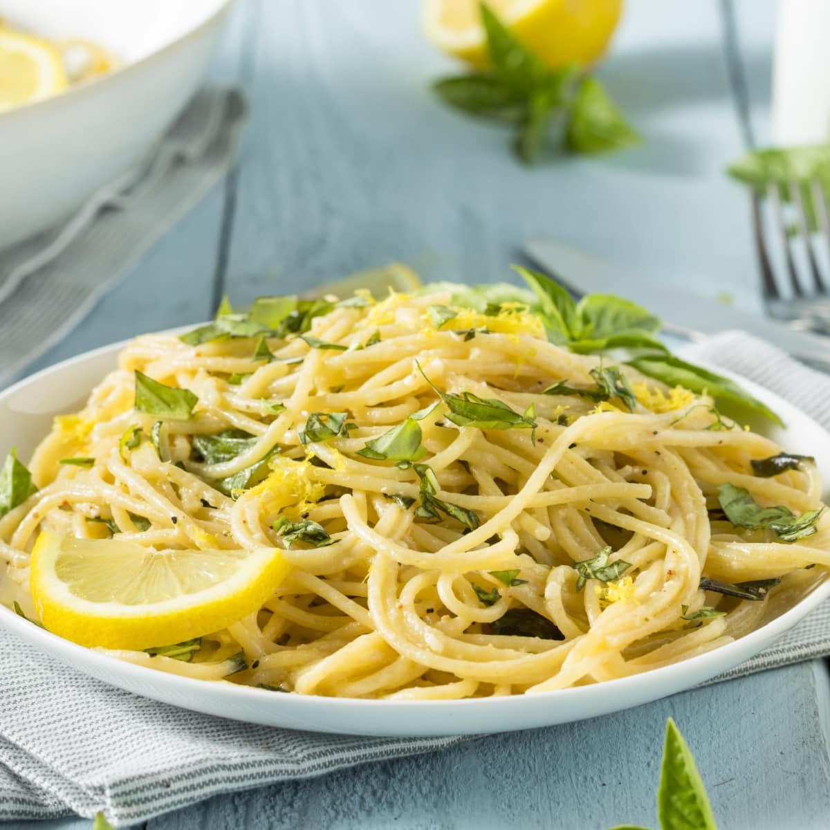 Lemon Spaghetti (Easy Recipe) - Insanely Good