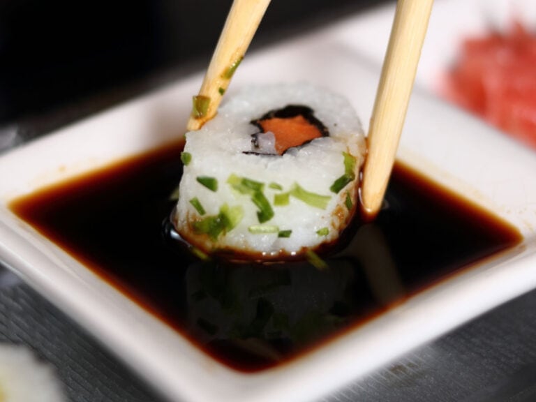 What Is Tamari? (+ How It Differs From Soy Sauce) - Insanely Good