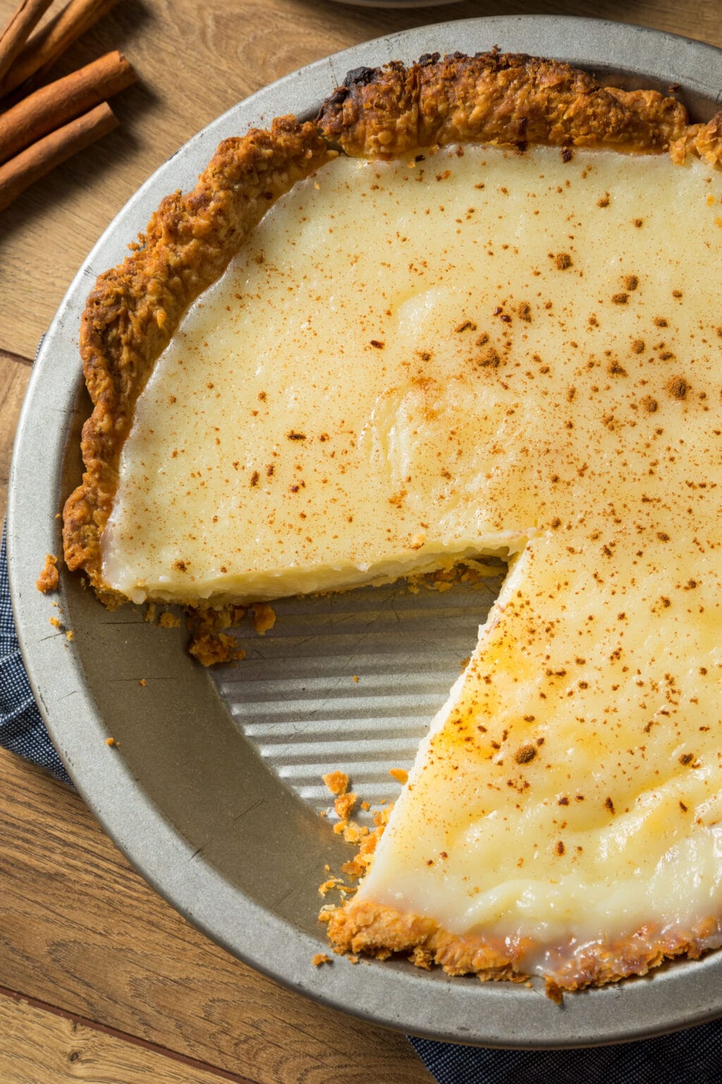 Grandma's Amish Sugar Cream Pie Recipe - Insanely Good