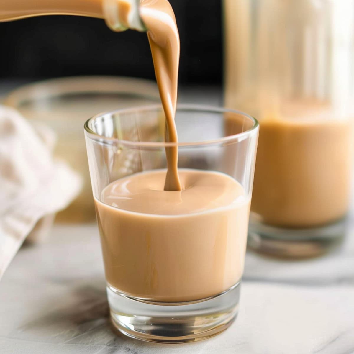 Homemade Irish Cream (Baileys Copycat Recipe) - Insanely Good