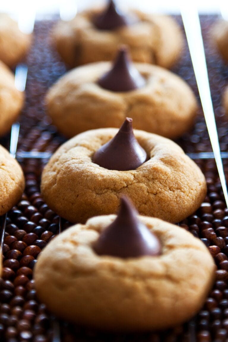 25 Luxurious Milk Chocolate Recipes - Insanely Good