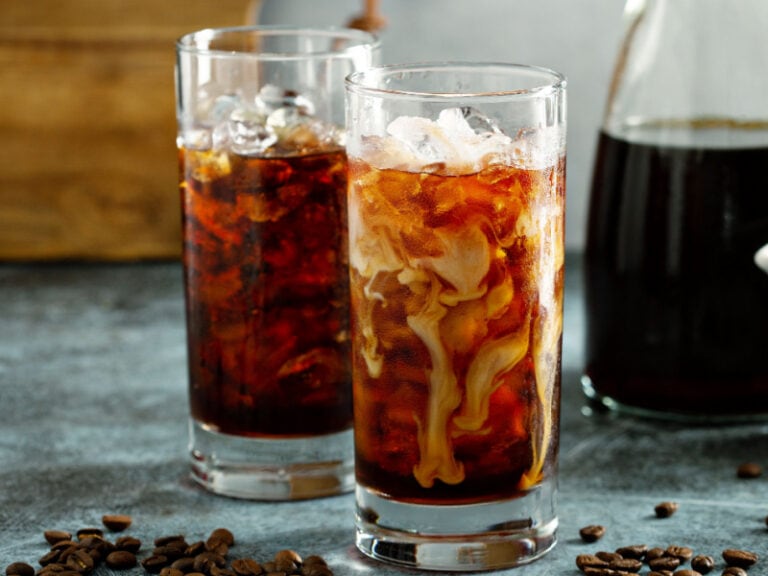 Cold Brew vs. Iced Coffee- What's the Difference? - Insanely Good