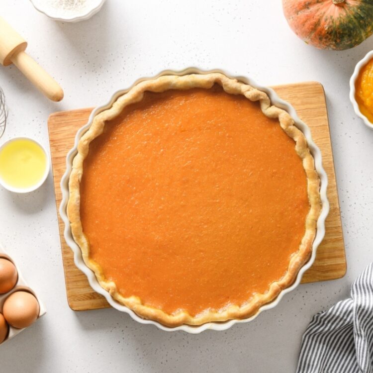 How to Blind Bake a Pie Crust - Insanely Good