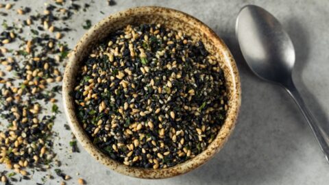 What Is Furikake? (+ Easy Japanese Seasoning Recipe) - Insanely Good
