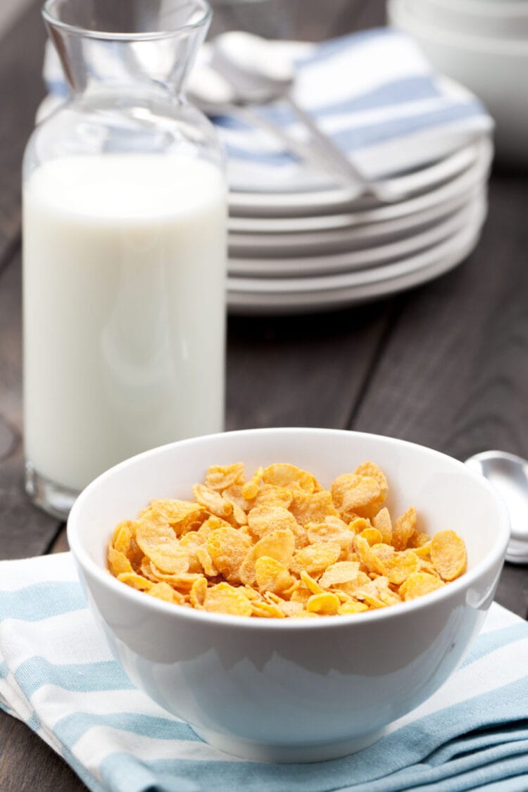 30 Best Midnight Snacks for Late-Night Cravings - Insanely Good