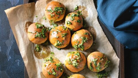 Can You Put Parchment Paper in the Microwave? (What You Need to Know ...